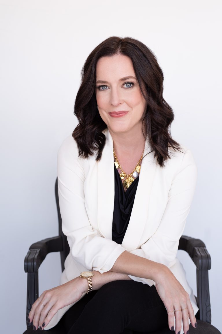 How to Dress for Success - melissaraelynnphotography.com